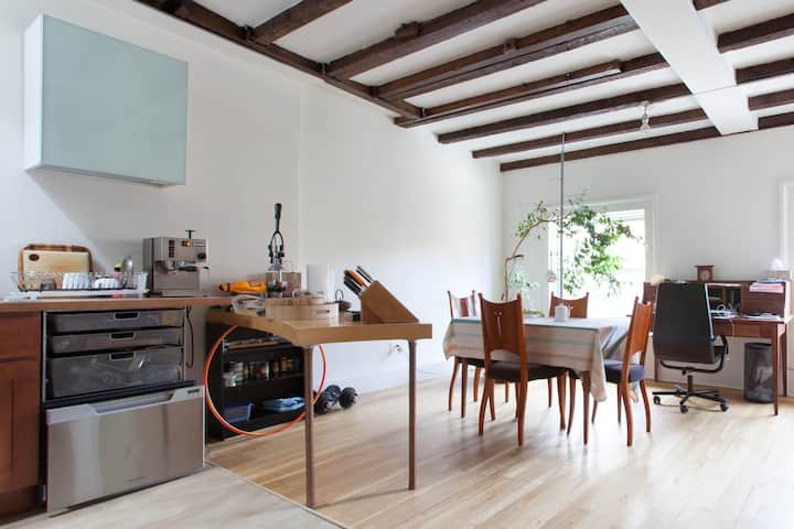 A Bright Spacious One-bedroom - Red Hook, NY