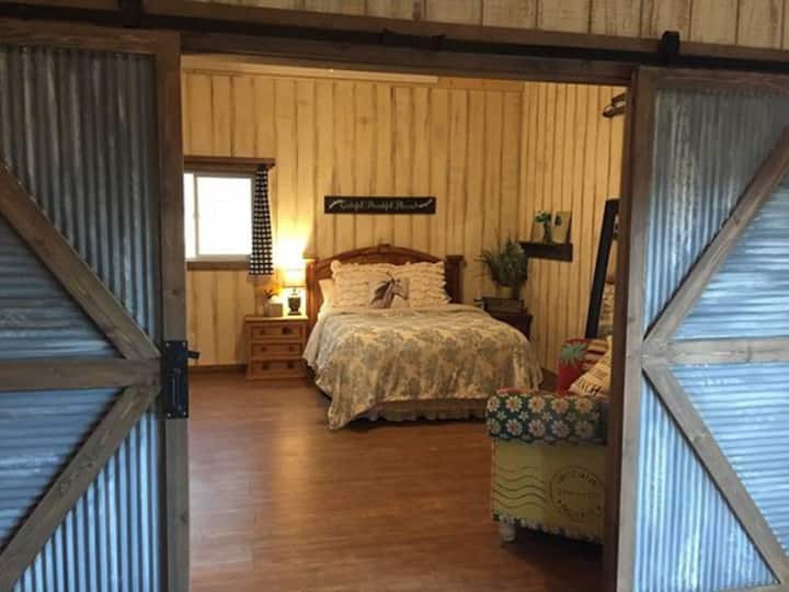 Barn Getaway - Wyoming