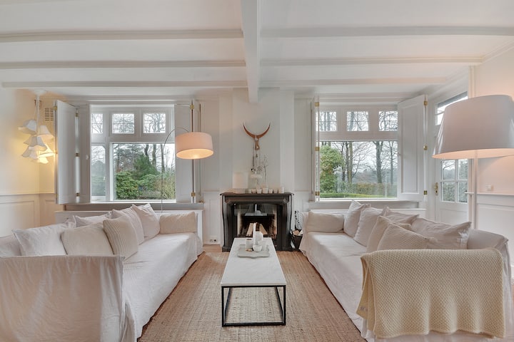 Historical Villa In The Woods Near Amsterdam - Hilversum