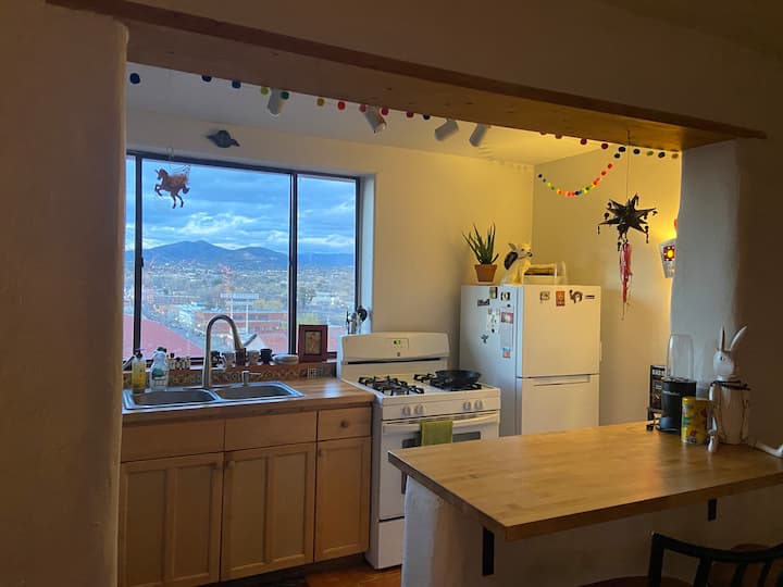 Chihuahua Hill, Cozy Artsy Adobe Just Above Town! - Silver City, NM