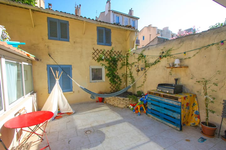 100m2 Maison Avec Extérieur - Notre Dame Du Mont - Marseille