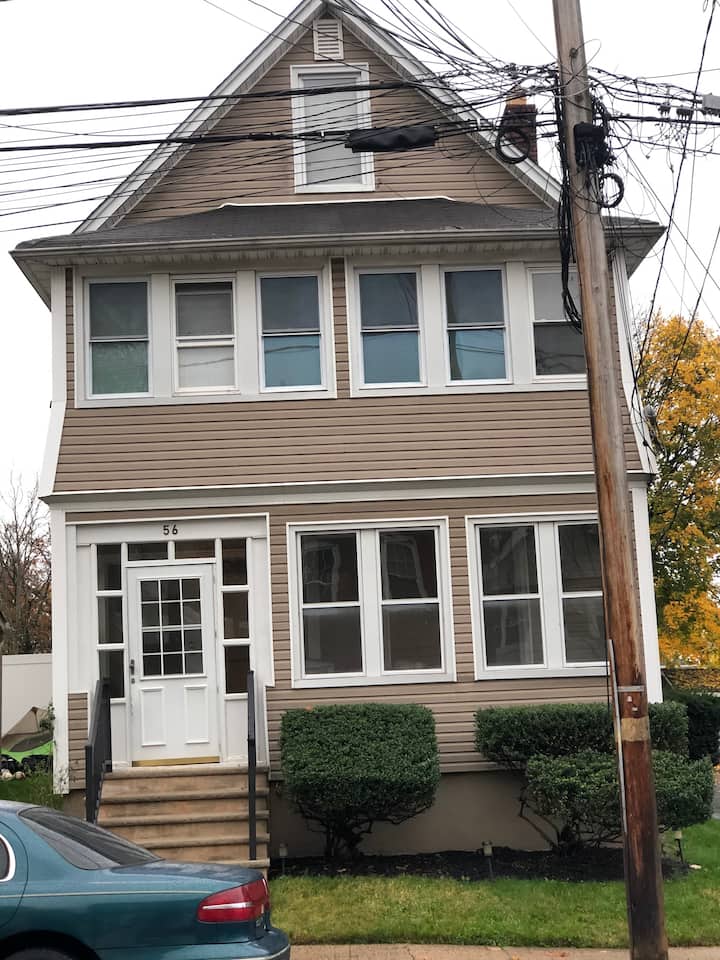 "Beautiful Private Apartment, Home Away From Home" - Chatham, NJ