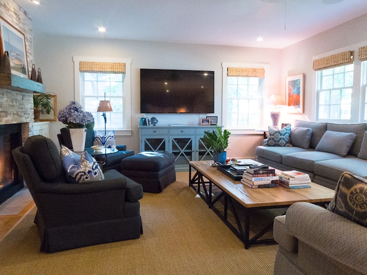 Rehoboth Beach Large Family Home With Private Pool - Dewey Beach, DE