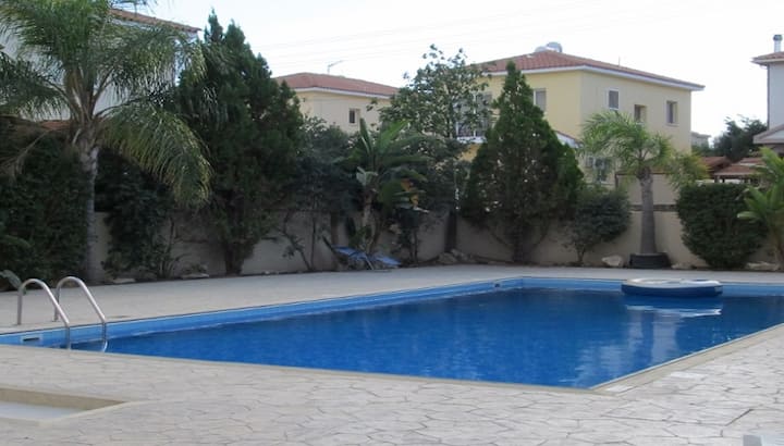 Stop, Look & Book- 2 Bed Penthouse In Oroklini - Ороклини