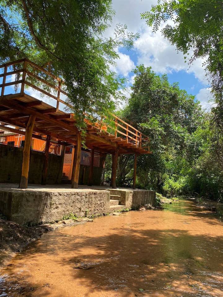 Casa De Descanso La Serraníta. Un Pequeño Paraíso. - Caacupé