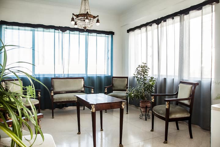 Apartment, With Beautiful View To The Malecon - Cuba