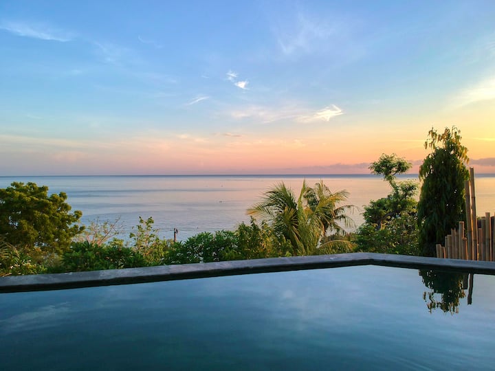 Villa Mimpi Manis Infinity Pool &180°ocean View - Seraya