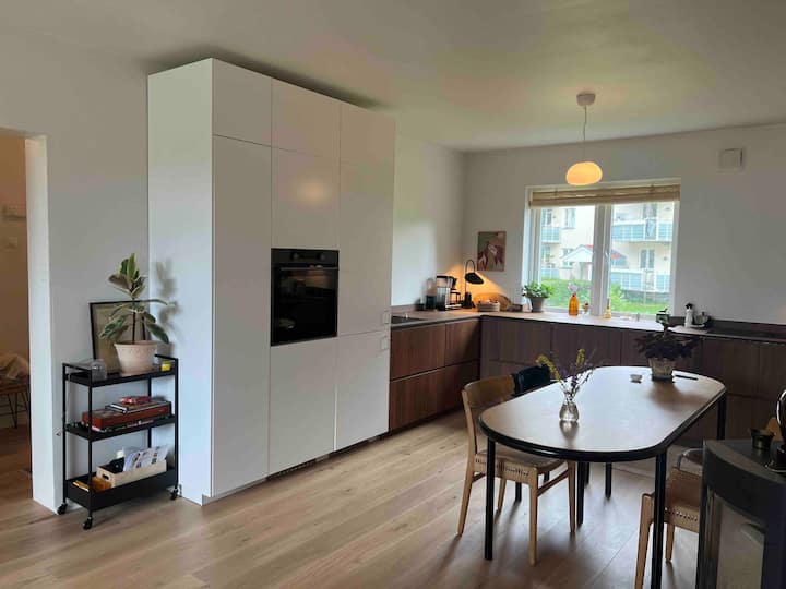 Romslig Leilighet På Idylliske Keyserløkka - Oslo