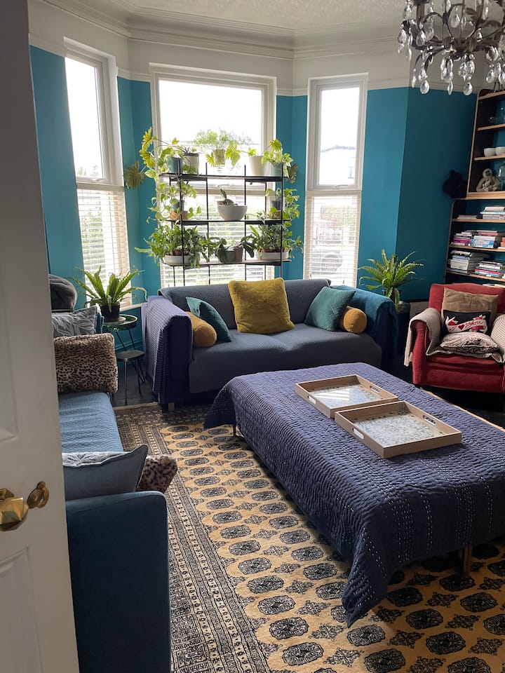 Big House Plus Apartment For Cotswolds Breaks - Cheltenham