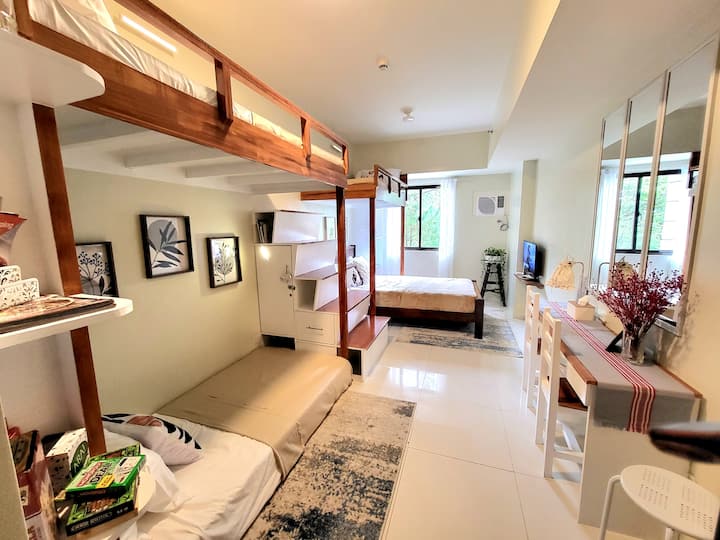 Chill & Cozy At Brenthill, Baguio - Baguio