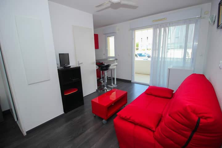 Leydi, 2p, Terrasse Et Piscine, Quartier - La Rochelle