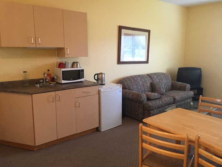 Beautiful, And Private Suite - White Rock