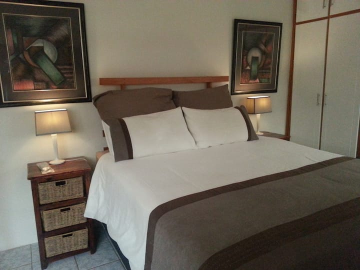 Pennington Retreat - Pennington