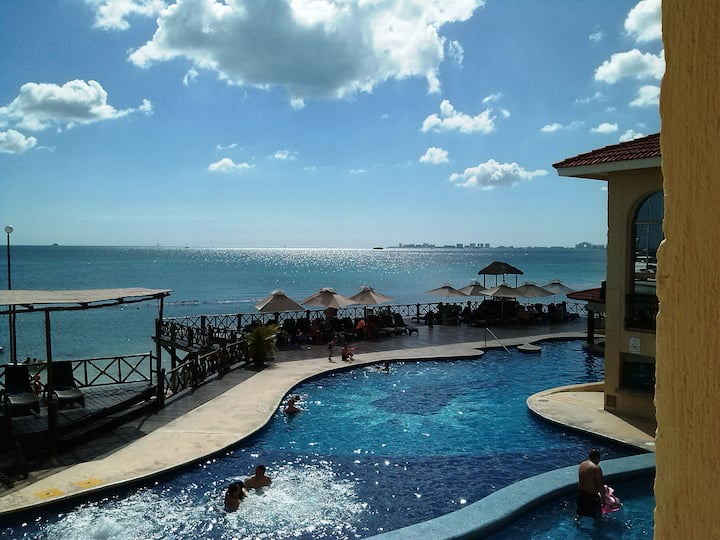 Ocean Front Condominium # 118 - Cancún