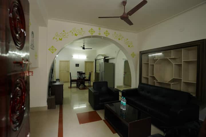 Feel Like Home Rk Beach 6bhk - Visakhapatnam