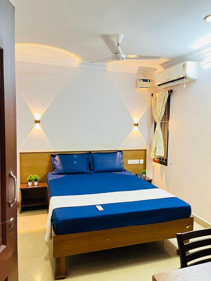 Nest Budget Hotel - 本地治里市