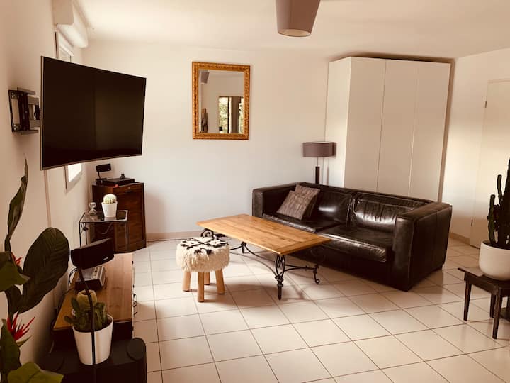 Chambre Premium Avec Parking Privé - Salon-de-Provence