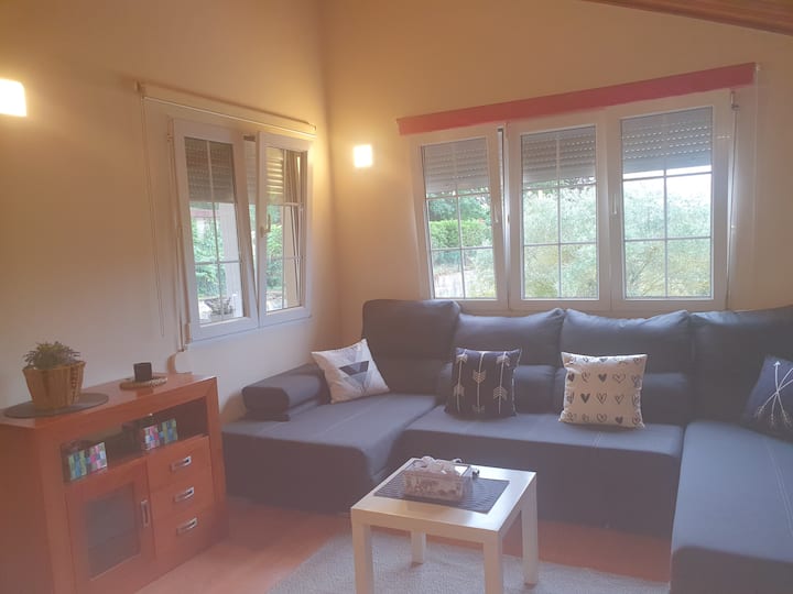 Acogedor Chalet 3hab. Jardin.cerca De La Playa. - Santa Cruz de Bezana