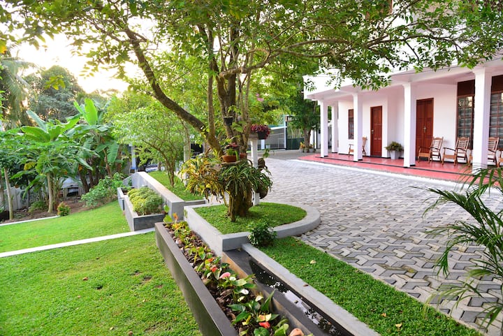 Furnished Cozy Home On A Hill Top (Onida Hills 3) - Hikkaduwa