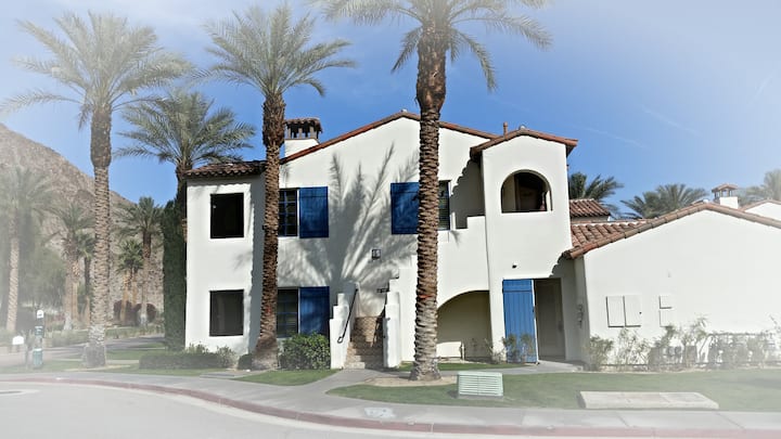 Perfect Upstairs 2 Bed 2 Bath W/ Views! (#062876) - La Quinta, CA