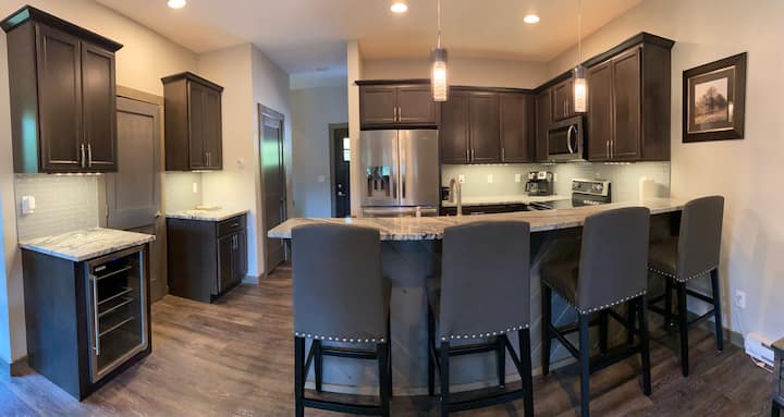Luxury Townhouse In Lake Placid - Lake Placid, NY