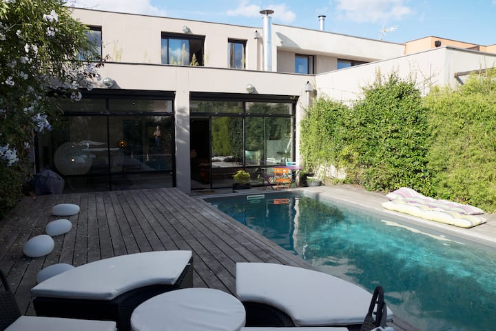 Maison D'archi, Proche Du Centre Ville, Piscine. - Gradignan