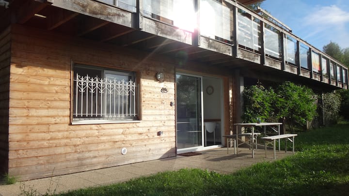 Studio Indépendant, Tout éQuipé, Au Calme - Yvoire