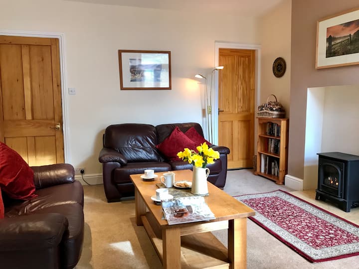 Pet Friendly Lakeland Cottage - Windermere