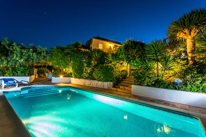 Unique Cortijo, Secluded Private Pool And Gardens - Colmenar