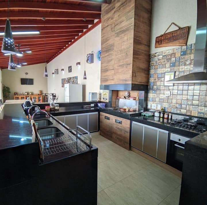 Casa Alto Padrão Com Banheira De Hidromassagem - Barretos, SP, Brasil