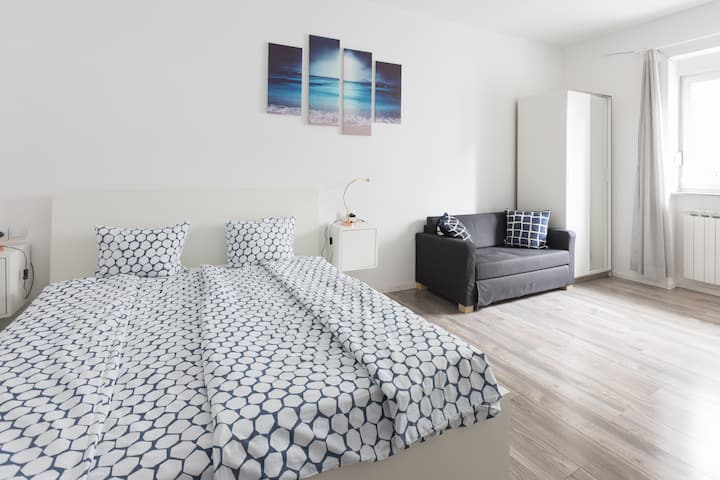 Apartment Center With Parking . - Zagreb