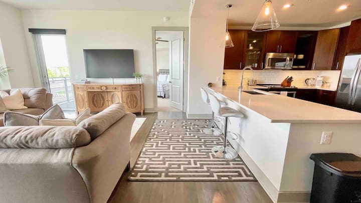 Luxury Living | Tysons | Home Away From Home - Fairfax, VA