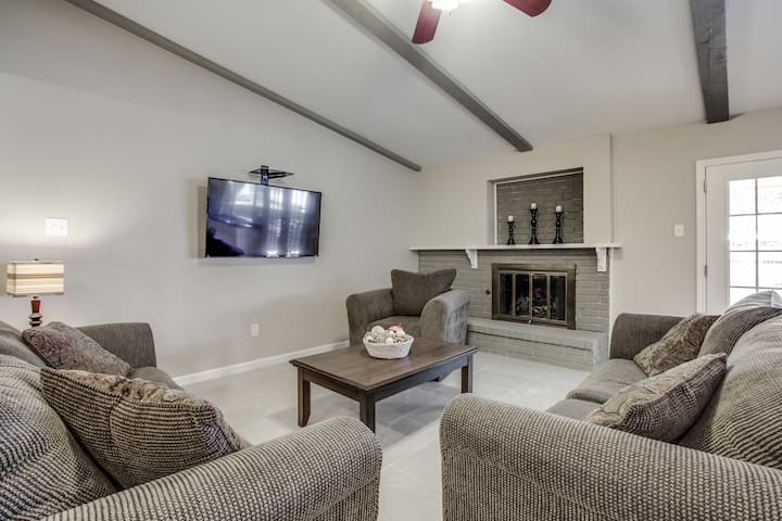 Central Plano - Near Dallas, Frisco, Richardson - プレイノ, TX