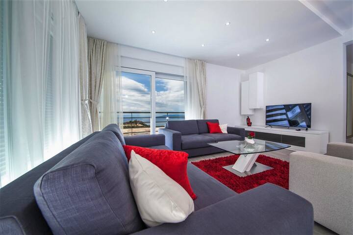 Villa Red Mit Pool, Meerblick - Makarska