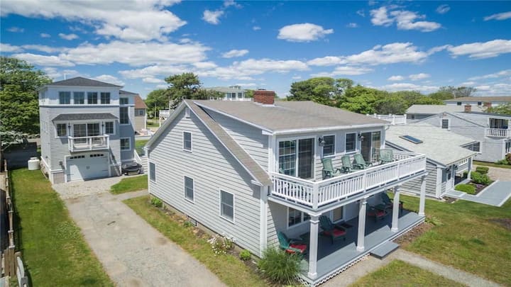 Moody Beach Home With Ocean Views - 4 Br, 3.5 - Ogunquit, ME