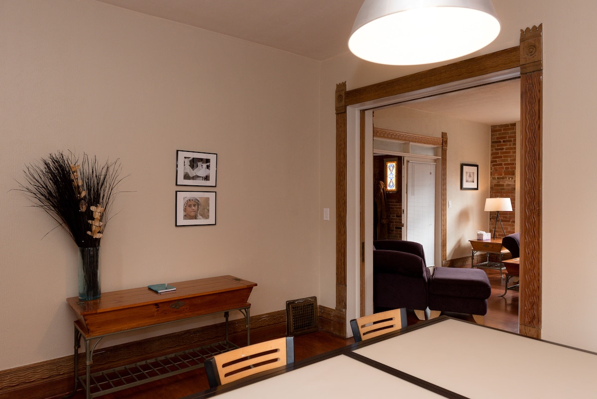 Full of Character AND Comfortable ! - Apartments for Rent in Denver ...