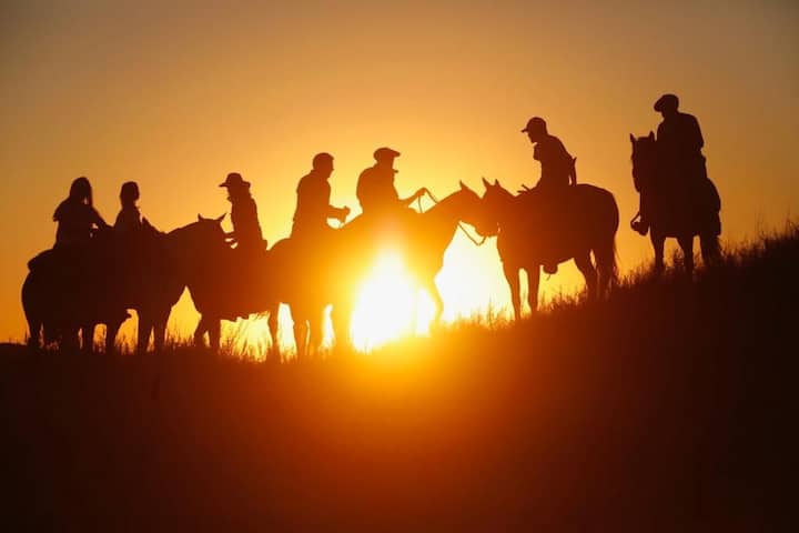 La Providencia Luxury Ranch Horseback Riding - Provincia de La Pampa