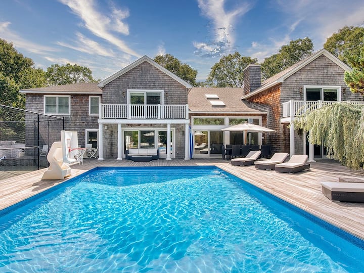 Spacious Home With Pool & Tennis - Westhampton Beach, NY