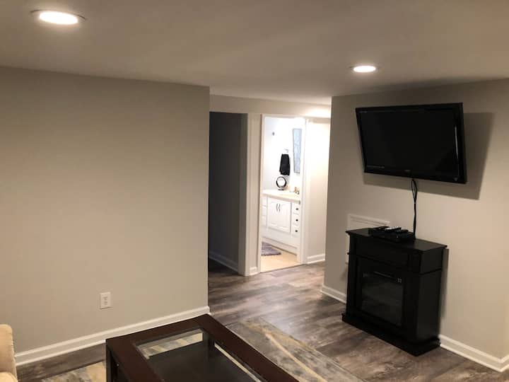 Phils Cool Comfy Newly Renovated Spacious 1br Apt - Fire Island, NY