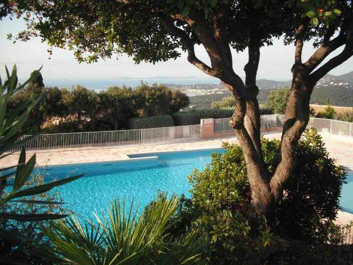Studio Cosy Avec Piscine Et Vue Sur La Mer - La Croix-Valmer
