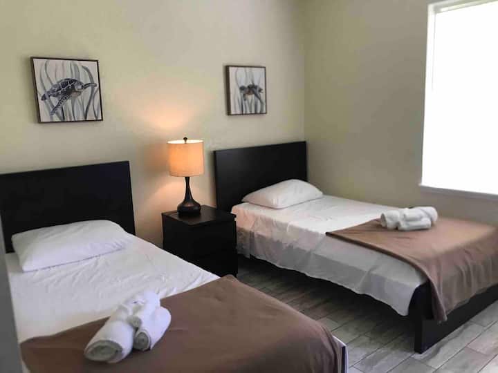 Private Studio # 3,  Five Min Walking To Beach. - Orchid Beach, Pompano Beach