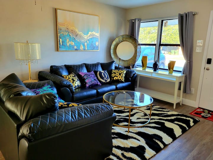 Momo 4bd/2ba New House(big Yard) In Downtown Plano - Plano, TX