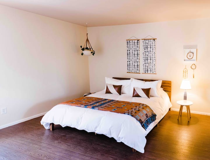 Arcadia Condo | Pool! Perfect Location - Phoenix