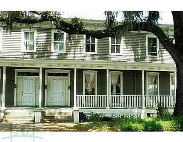 Beautiful 1bd/1ba "Hideaway" Condo - Savannah, GA