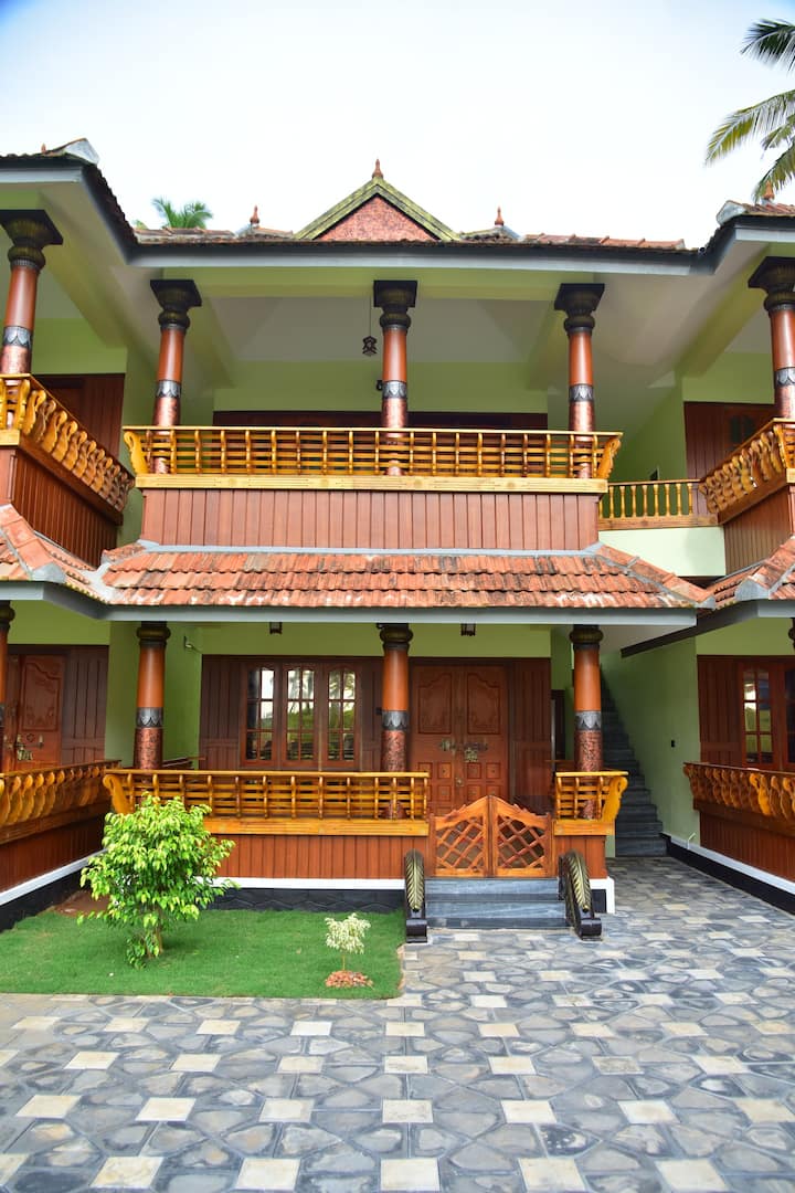 32 Resorts In Thenmala