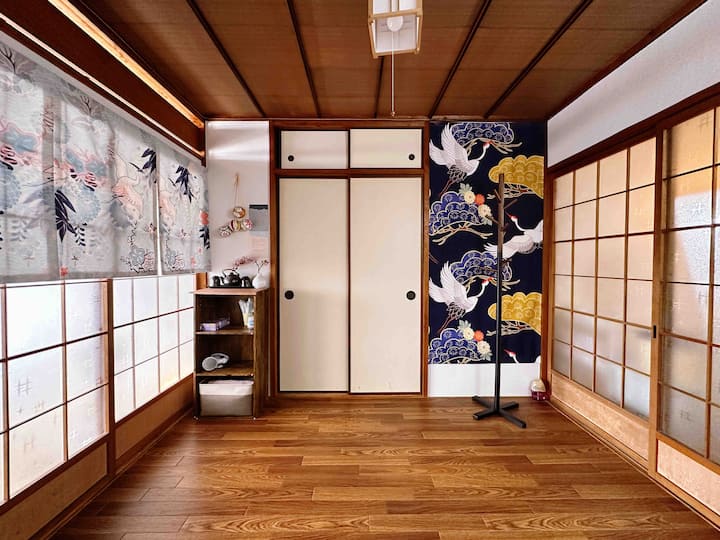 难波10分/机场直达 昭和风整套舒适公寓-鹤舞 - Osaka