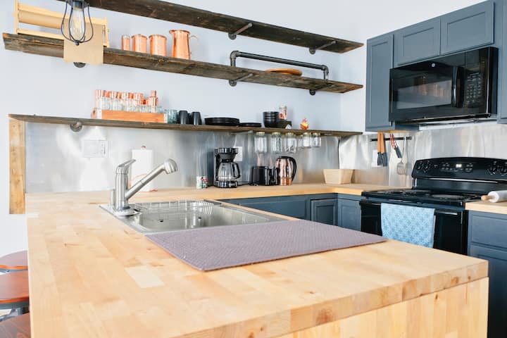 Indy Short Term Rentals Book Today! Ask 4 Specials - Indiana
