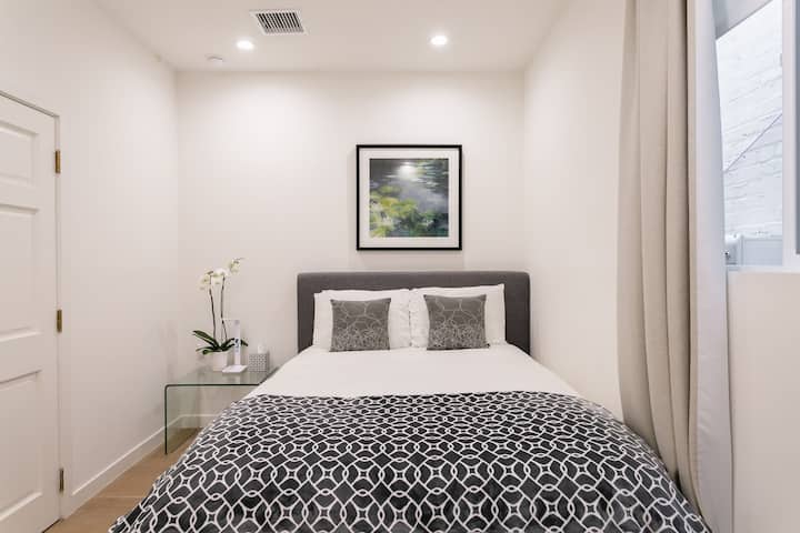 Private Chic Studio Oasis Near Beverly Hills #4 - Westwood - Los Angeles