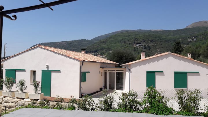 Maisonnette Tout Confort Proche Village Classé - Vence