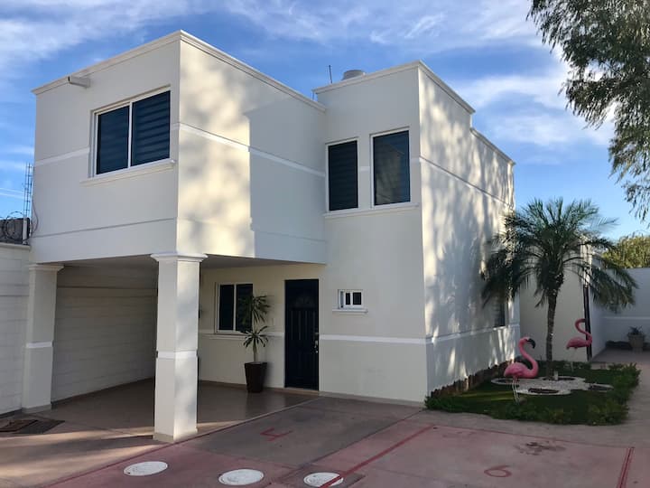 Casa Equipada En Condominio Tranquilo Y Seguro - Los Mochis